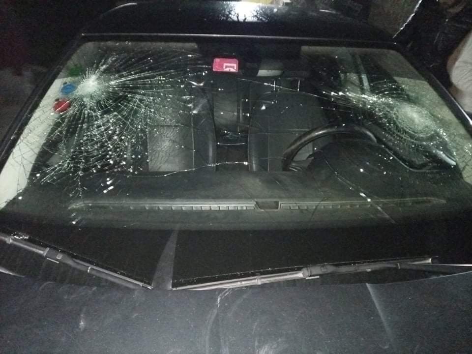 Bruqin, Salfit District: Settlers vandalize car of family spending time ...