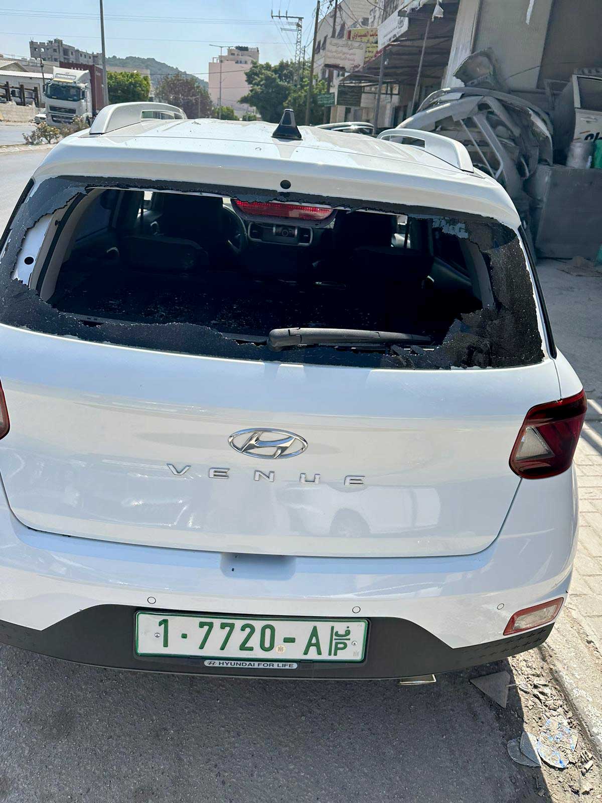 Israeli settlers attack houses and vandalize property in Burqah, Nablus ...