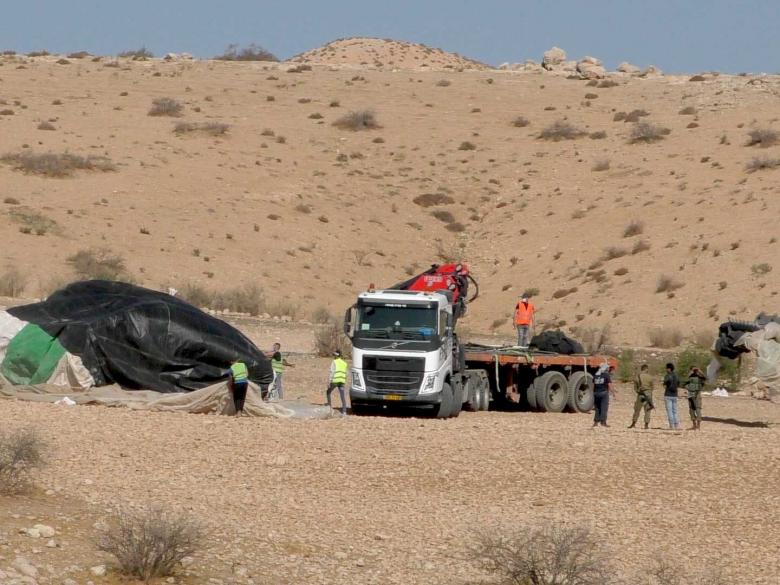 Israel dismantles and confiscates tents intended to house extended ...
